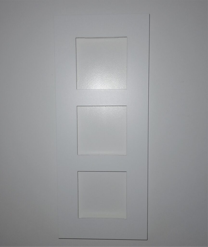 Niko Pure White Steel afdekplaat drievoudig verticaal 154-76300