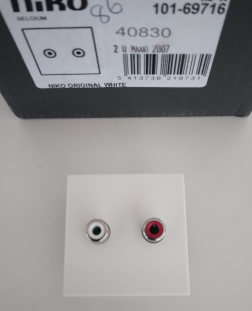 Niko Original White cinch aansluiting 101-69716