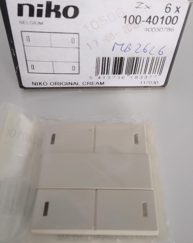 Niko Original White toets 4-voudige drukknop leds 101-40100